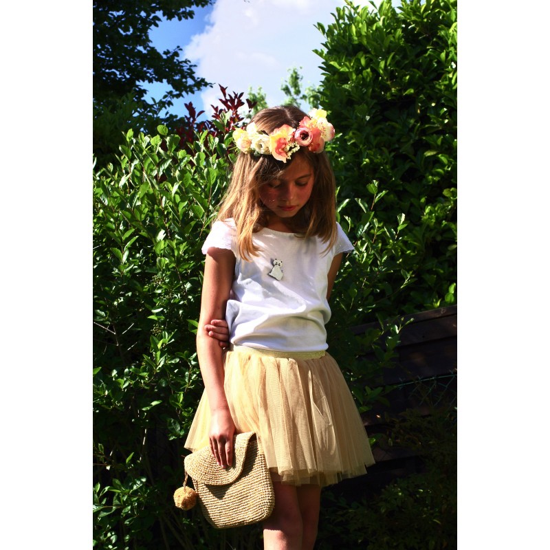 Couronne de fleurs roses idéale pour les jours heureux et festivals